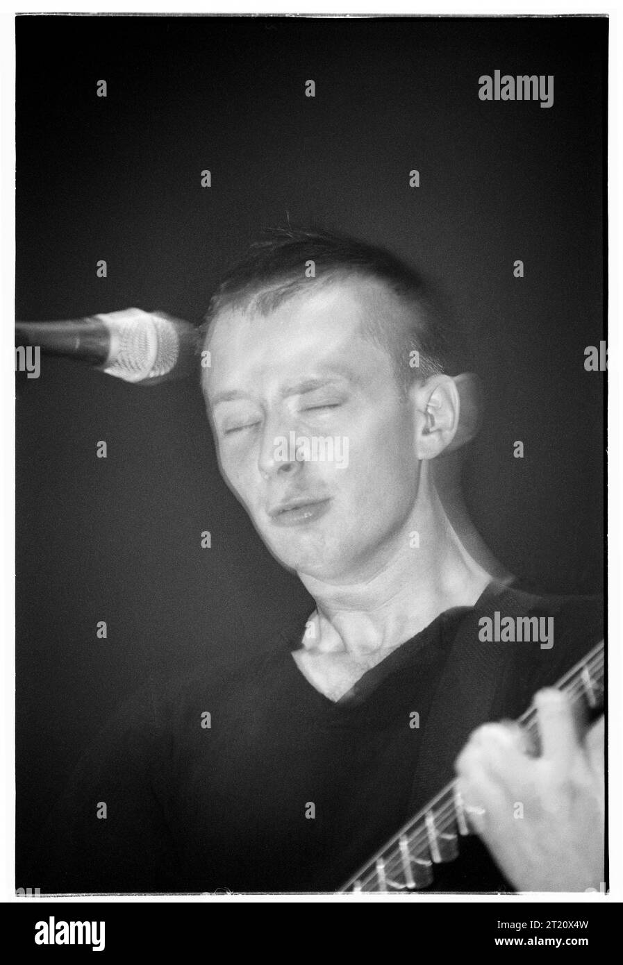 Radiohead singer Cut Out Stock Images & Pictures - Alamy