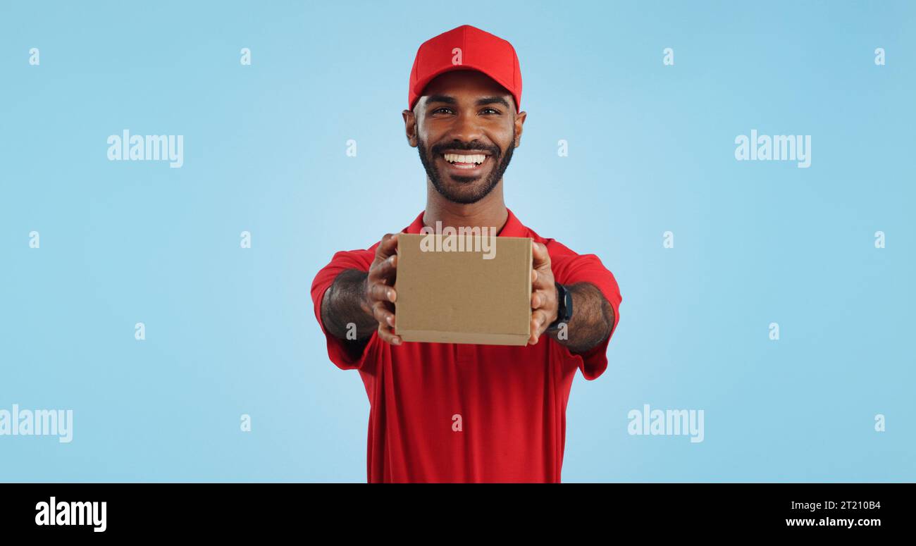 Black man in portrait with delivery, box and ecommerce, distribution ...