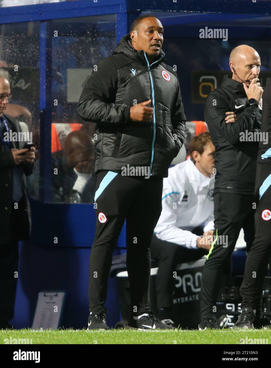 Paul Ince Manager of Reading. - Queens Park Rangers v Reading, Sky Bet ...