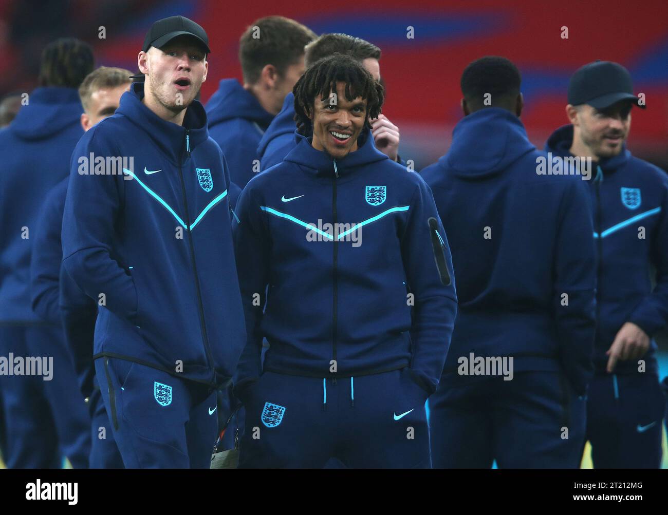 Angleterre trent alexander arnold hi-res stock photography and images ...