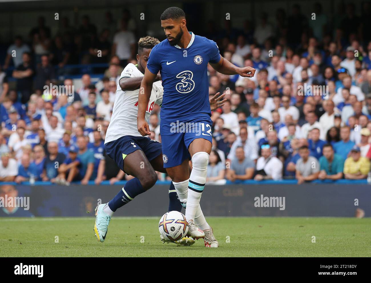 Ruben Loftus-Cheek of Chelsea & Ryan Sessegnon of Tottenham Hotspur ...
