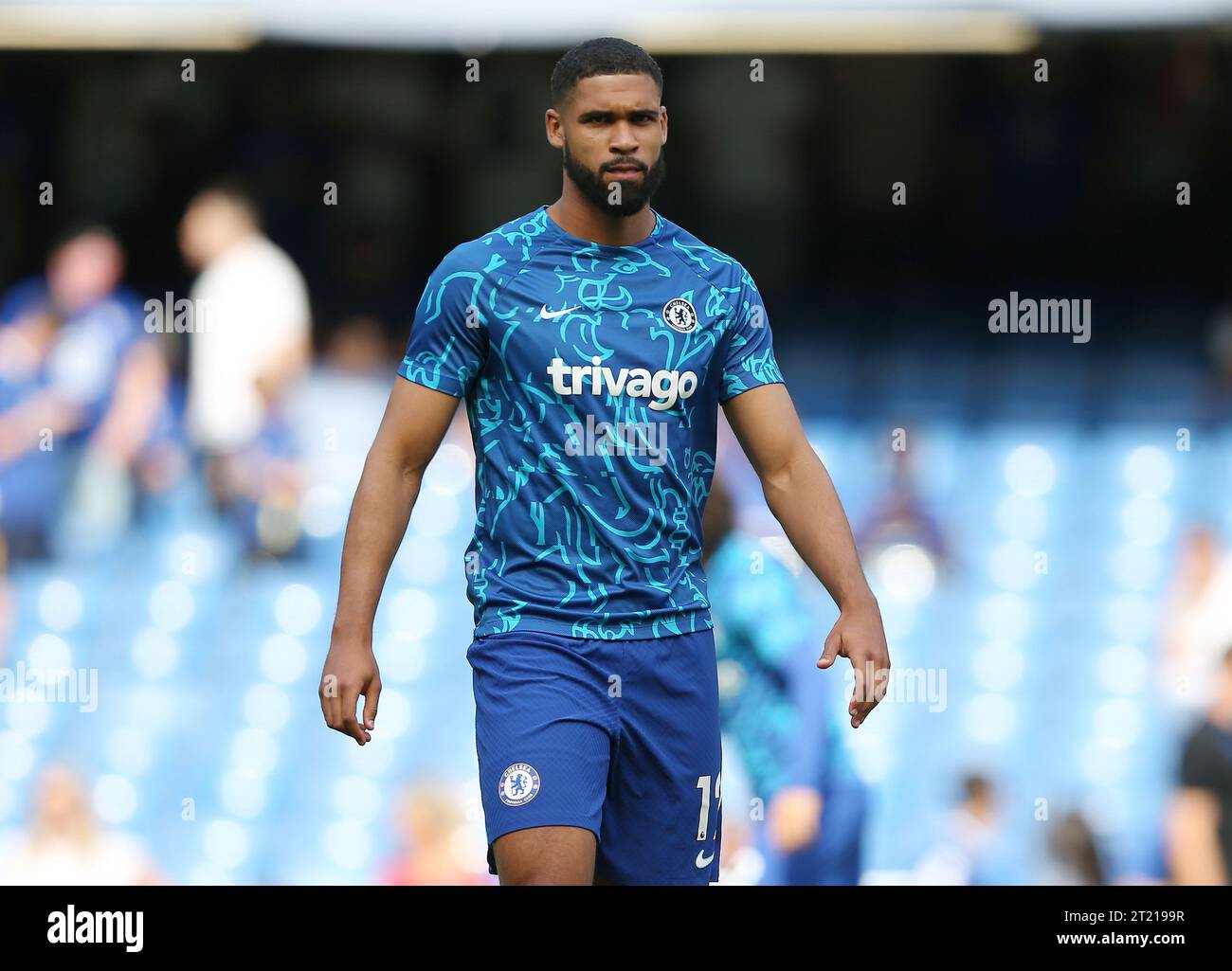 Ruben Loftus-Cheek of Chelsea warms up. - Chelsea v Tottenham Hotspur ...
