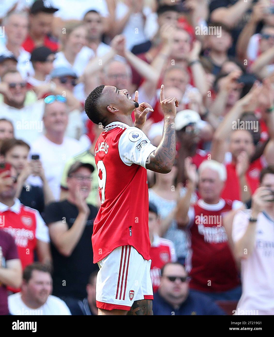 Arsenal goal celebration 2022 hi-res stock photography and images - Alamy