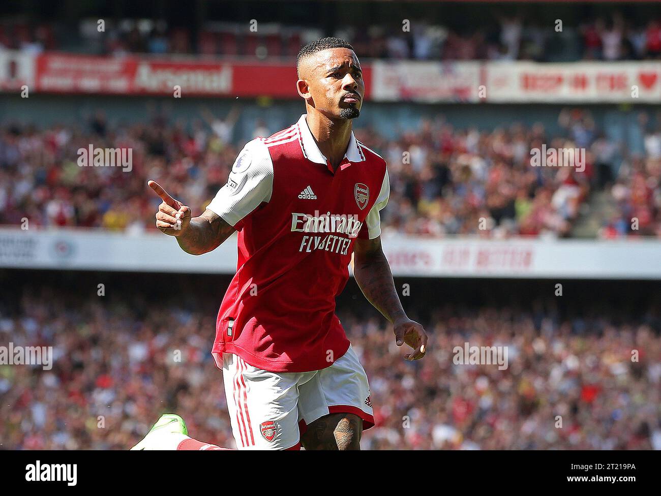 Arsenal goal celebration 2022 hi-res stock photography and images - Alamy