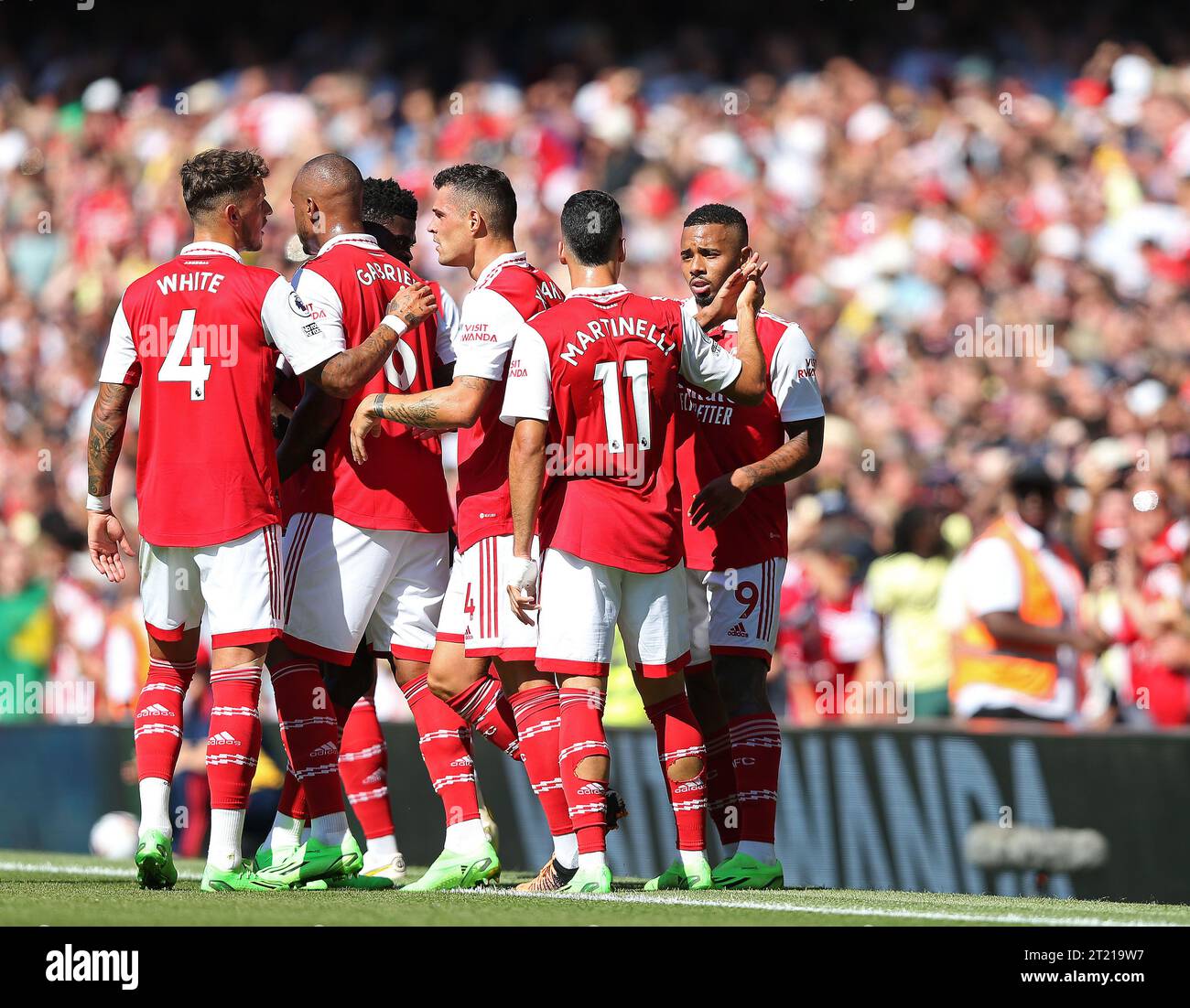 Arsenal goal celebration 2022 hi-res stock photography and images - Alamy