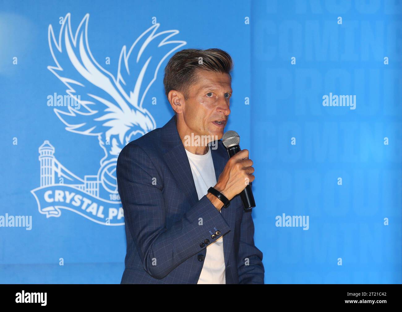 Crystal Palace Chairman Steve Parish talks to the Crystal Palace fans ...