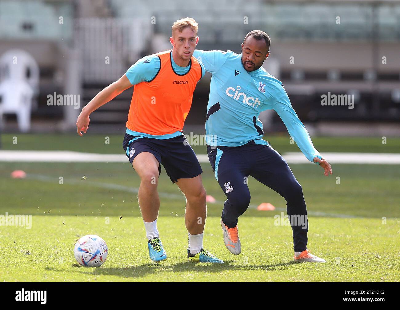 Killian Phillips of Crystal Palace battles for the ball with Jordan ...
