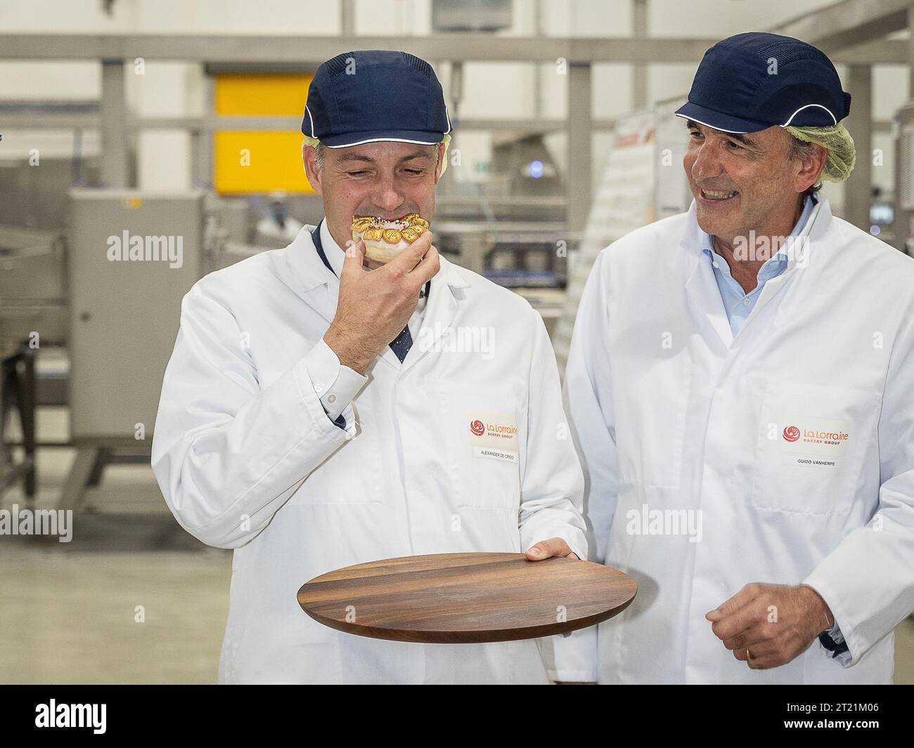 Erpe Mere, Belgium. 16th Oct, 2023. Prime Minister Alexander De Croo ...