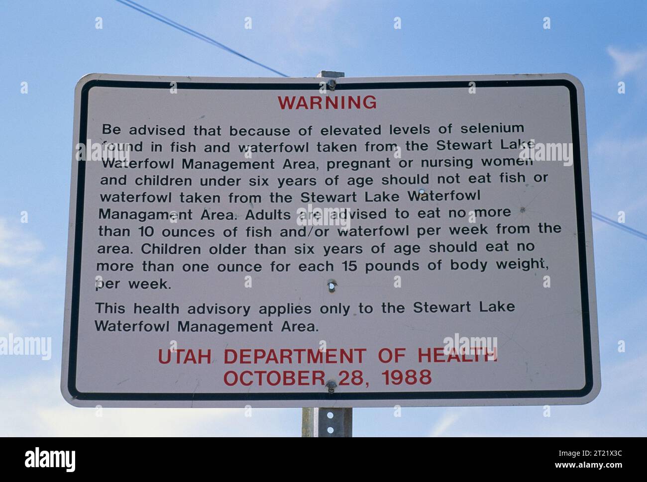 Public health warning sign for elevated levels of selenium in fish and ...