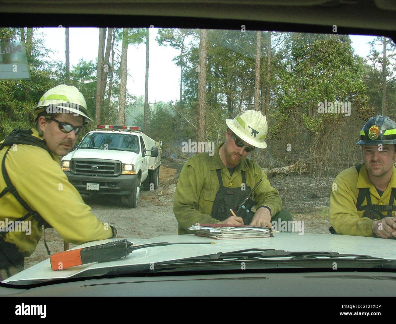 Safety briefing hi-res stock photography and images - Alamy