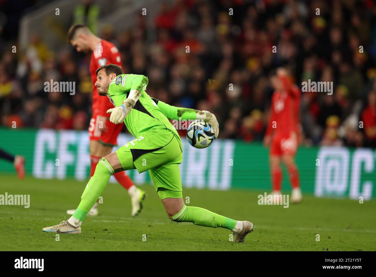 Cardiff, UK. 15th Oct, 2023. Nediljko Labrovic, the goalkeeper of ...