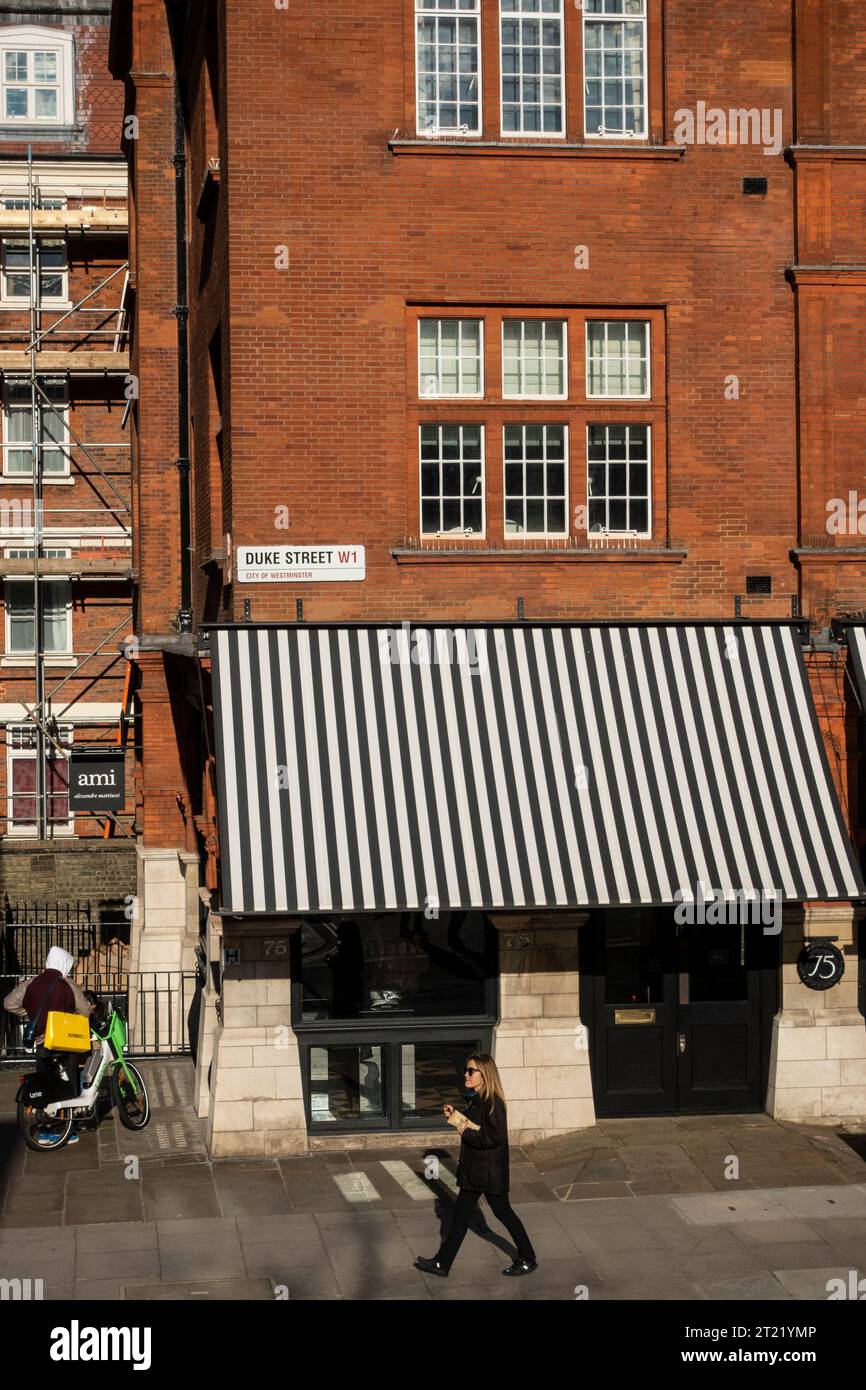 Corner of Duke Street near Oxford Street, Mayfair, London Stock Photo ...