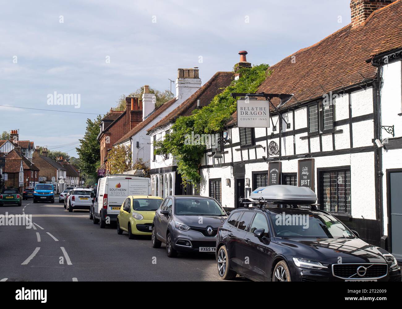 Bridge across thames cookham hi-res stock photography and images - Alamy