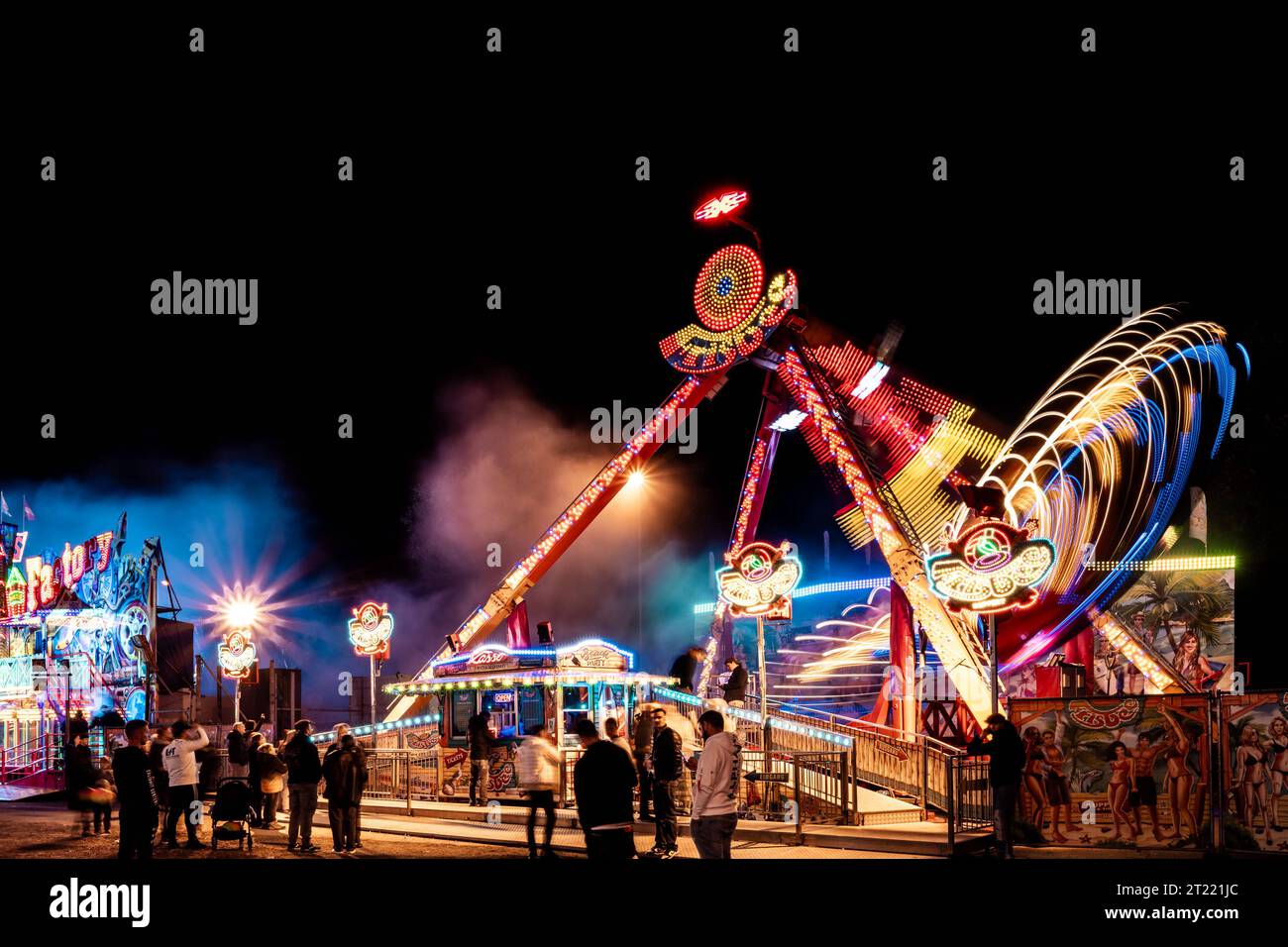 Feature Kirmes/Oktoberfest 15.10.2023, Symbolfoto/Illustrationsbild ...