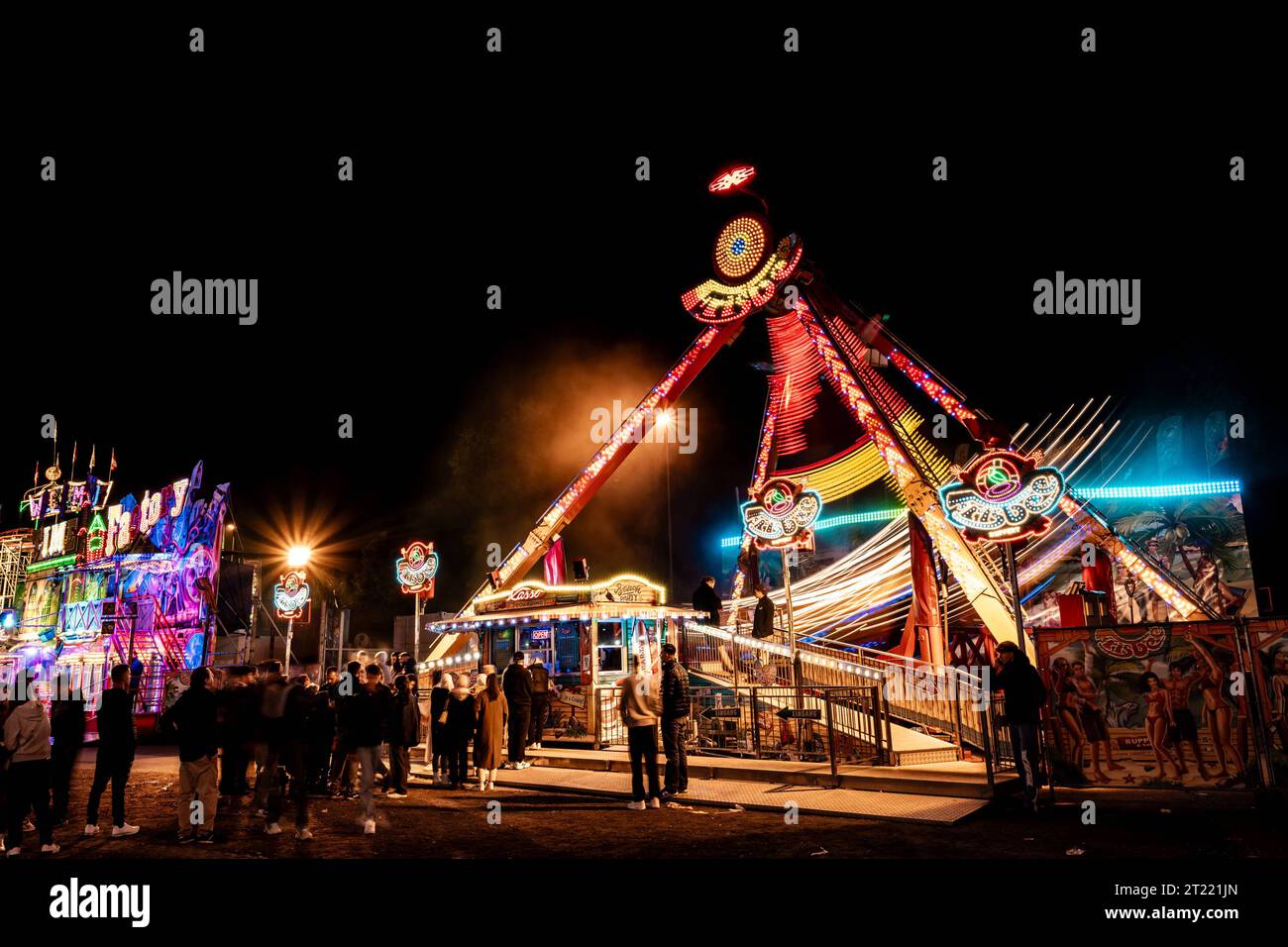 Feature Kirmes/Oktoberfest 15.10.2023, Symbolfoto/Illustrationsbild ...