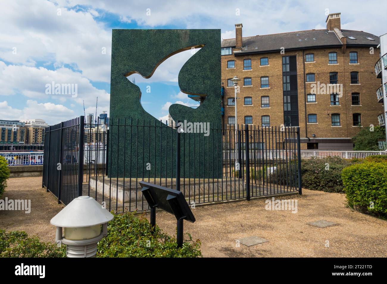 Memorial sculpture depicting a dove in the Hermitage Riverside Memorial ...
