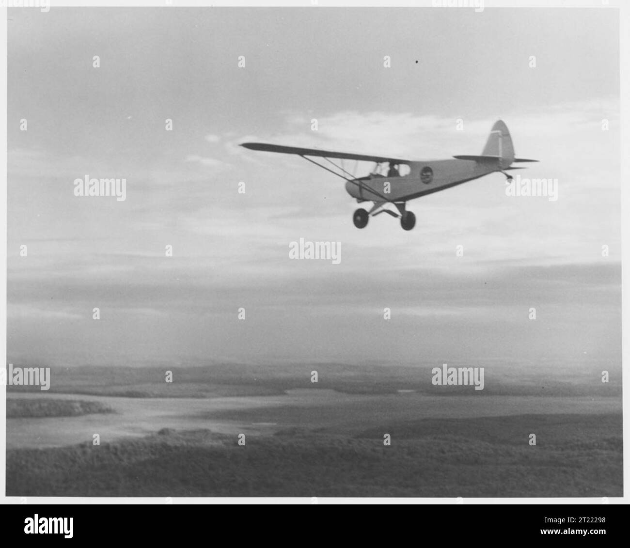 Fixed wing operations Black and White Stock Photos & Images - Alamy
