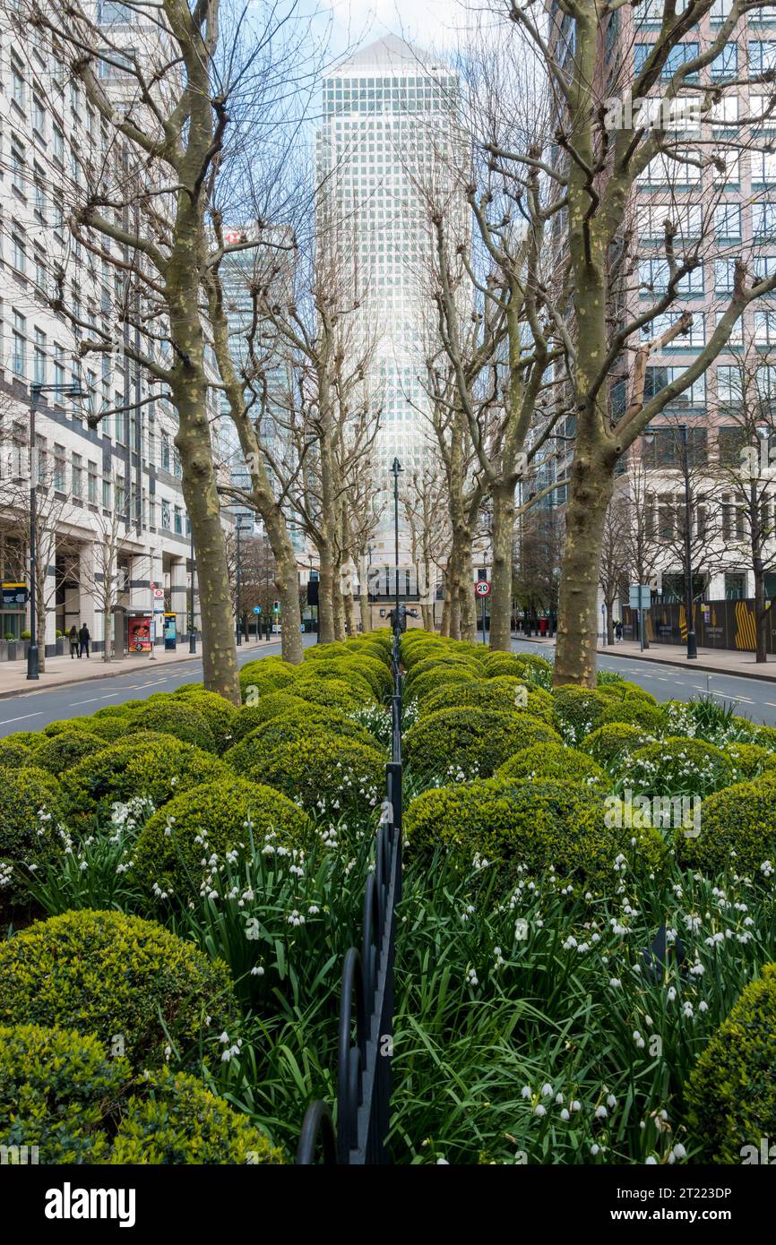 The one canada square building hi-res stock photography and images - Alamy