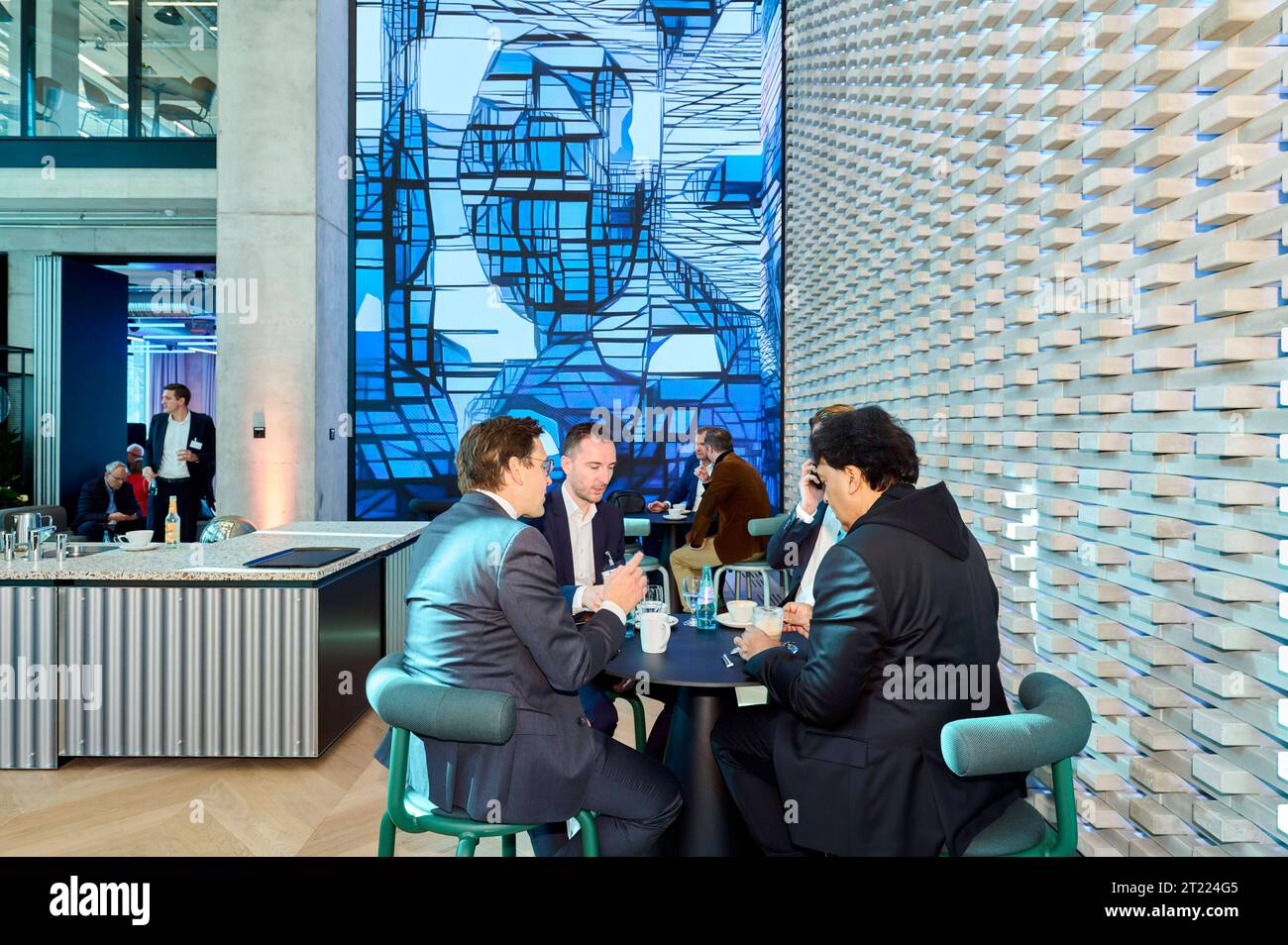 Digitale mitarbeiter hi-res stock photography and images - Alamy