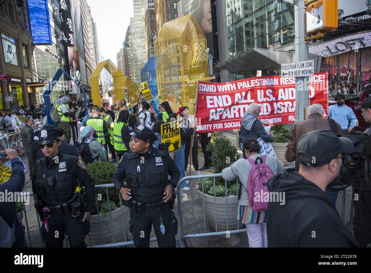 Pro-Palestinian rally in Times Square on Friday the 13th of October ...