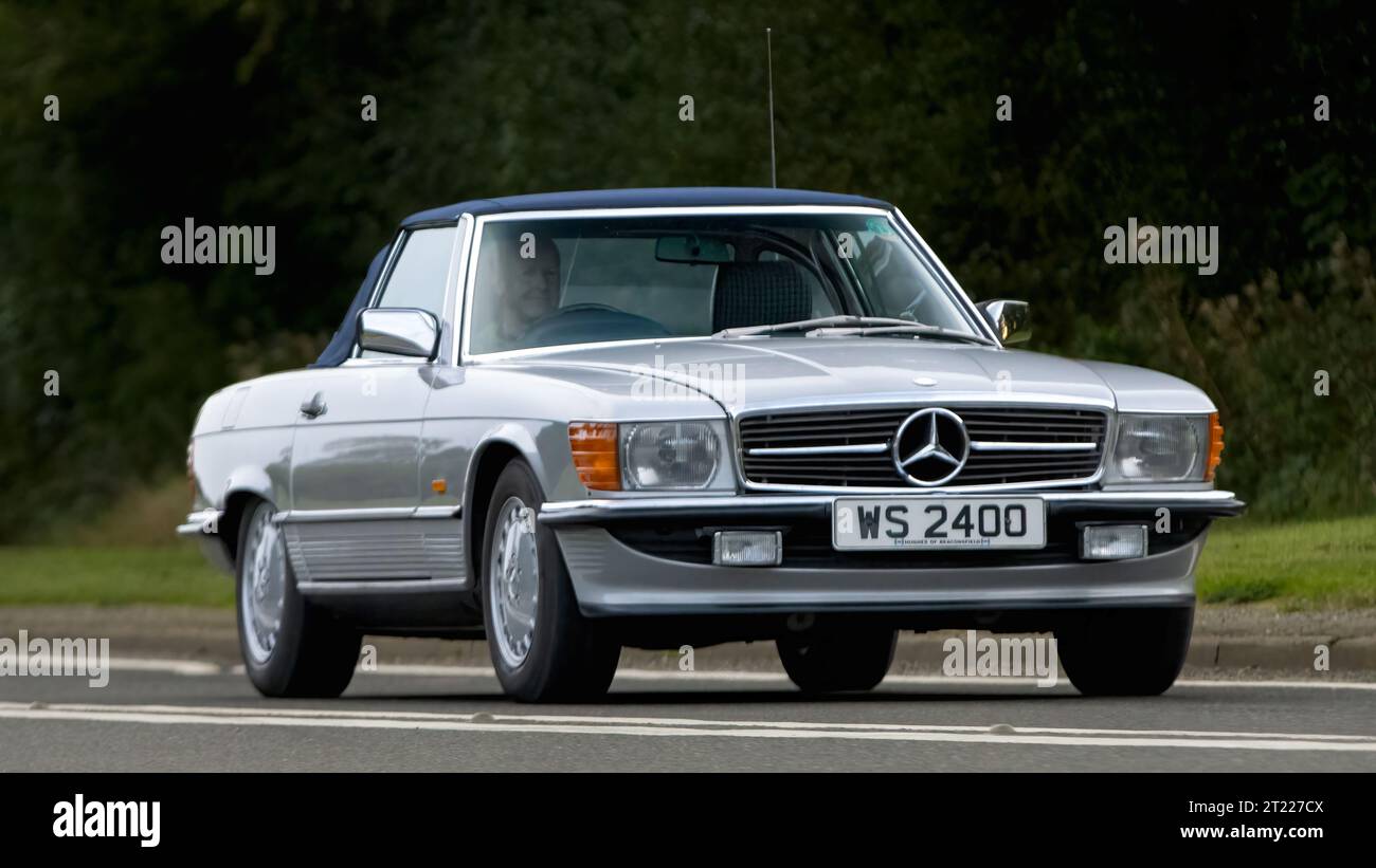 Bicester,Oxon.,UK - Oct 8th 2023: 1987 silver Mercedes Benz 300 SL ...