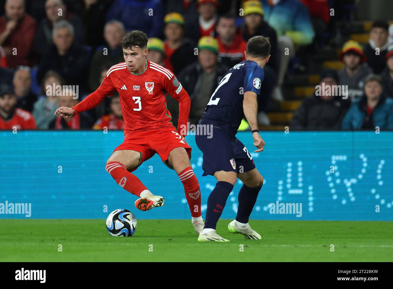 Cardiff, UK. 15th Oct, 2023. Neco Williams of Wales in action (l ...