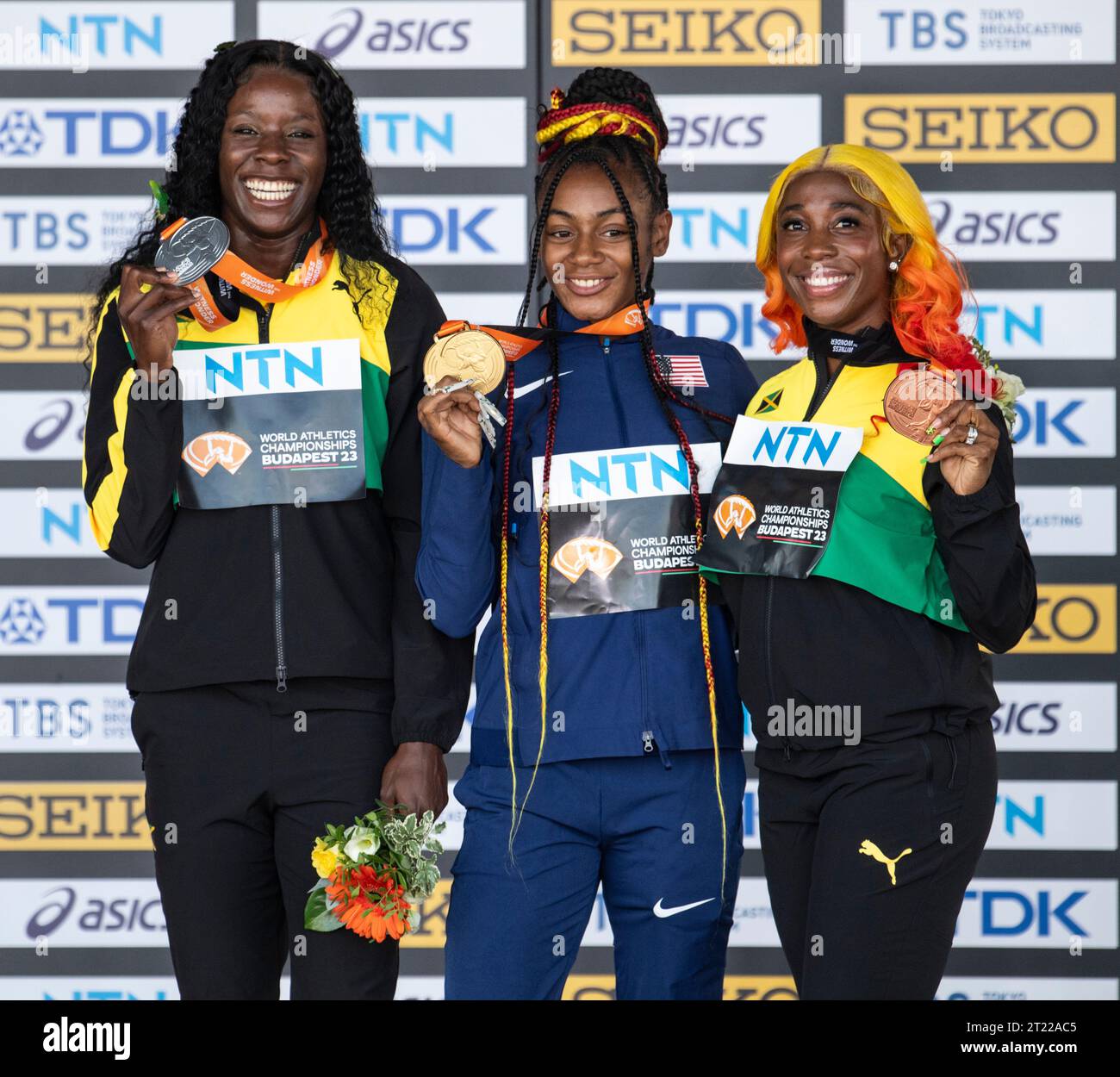 Shericka Jackson, Sha'Carri Richardson and Shelly-Ann Fraser-Pryce ...
