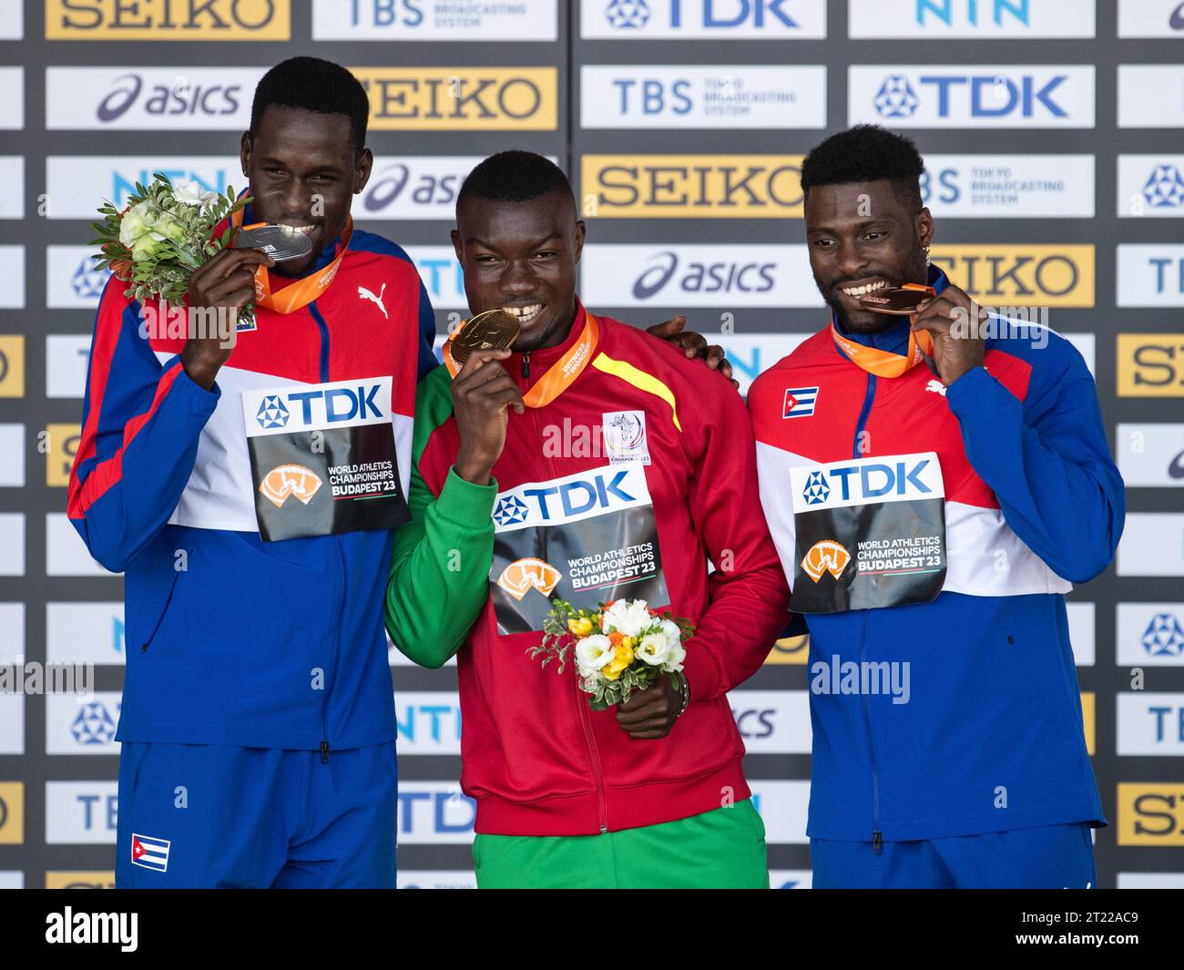 Lázaro Martínez, Hugues Fabrice Zango and Cristian Nápoles medal ...
