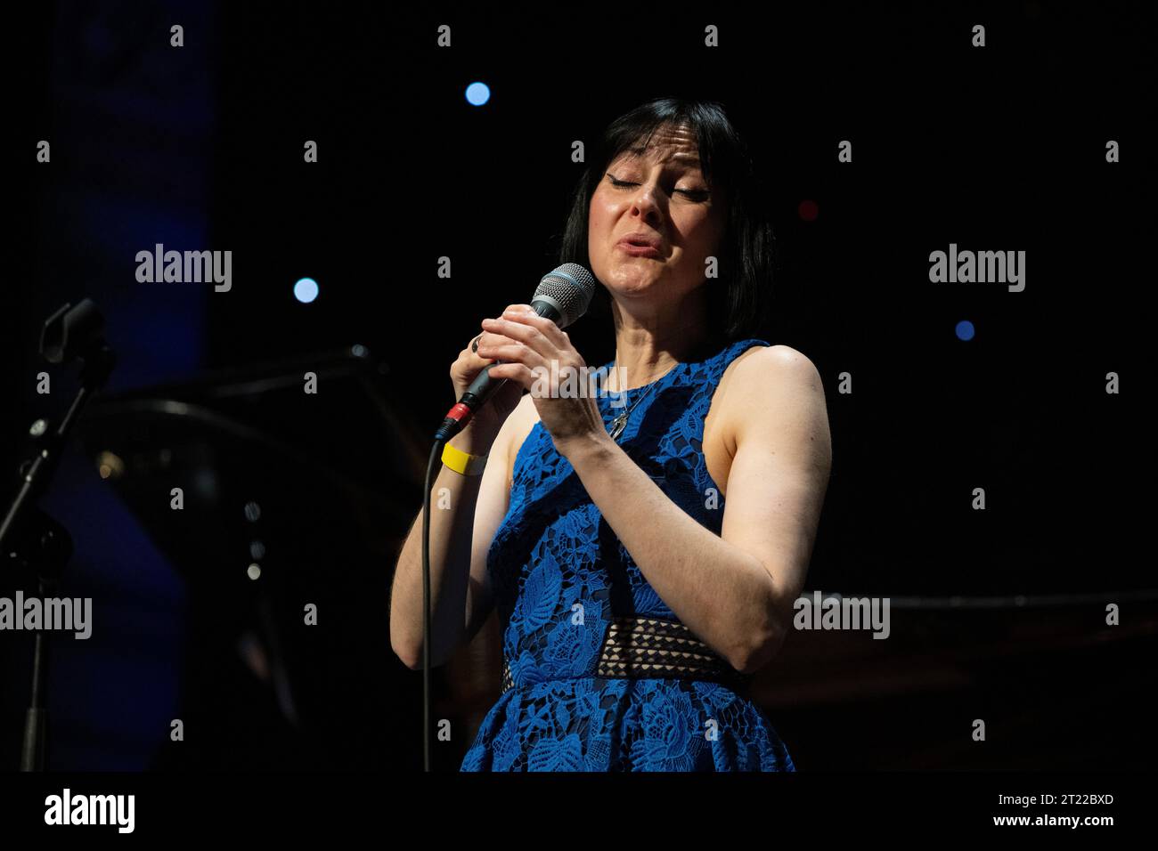 Georgia Mancio sings live with Georgia Mancino Quartet, Scarborough ...
