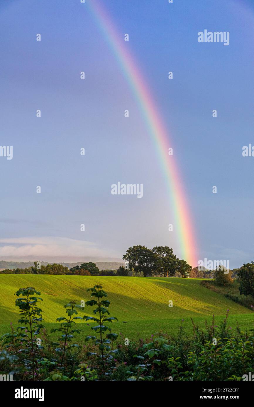 Beautiful scenery rainbow hi-res stock photography and images - Alamy