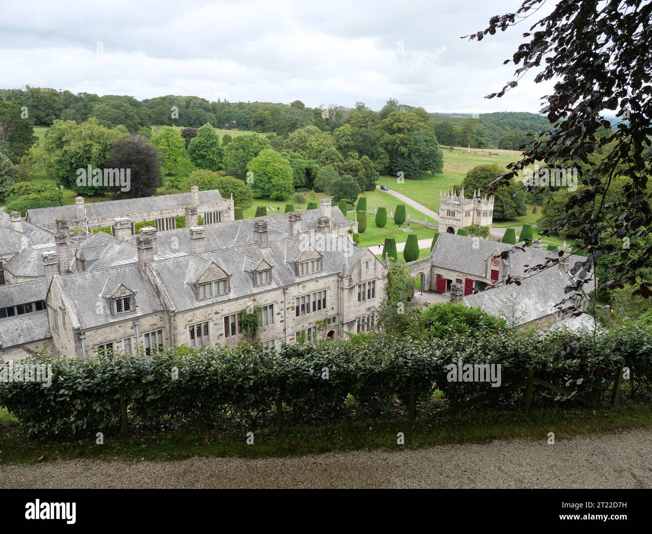 Manor house garden from above hi-res stock photography and images - Alamy