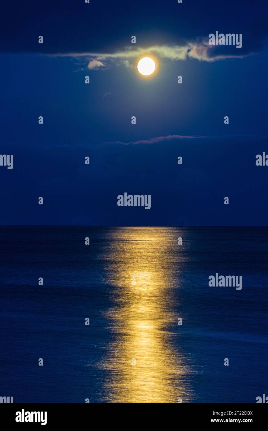 The super moon on 29/8/2023 rising over the sea off the Kintyre ...