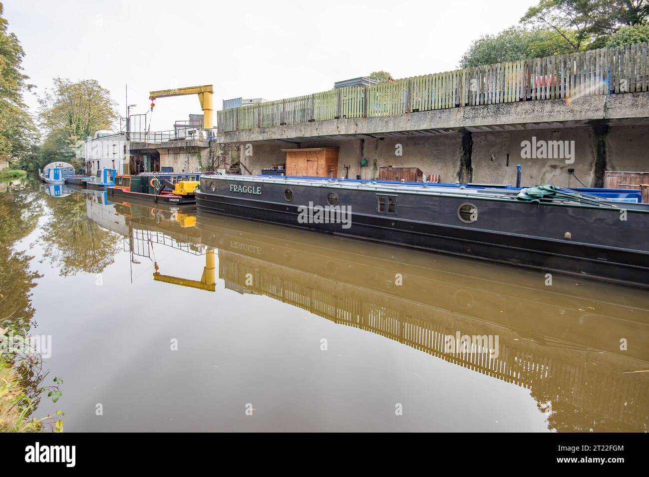 Boat Yard is situated approximately one mile eastward from Skipton with ...
