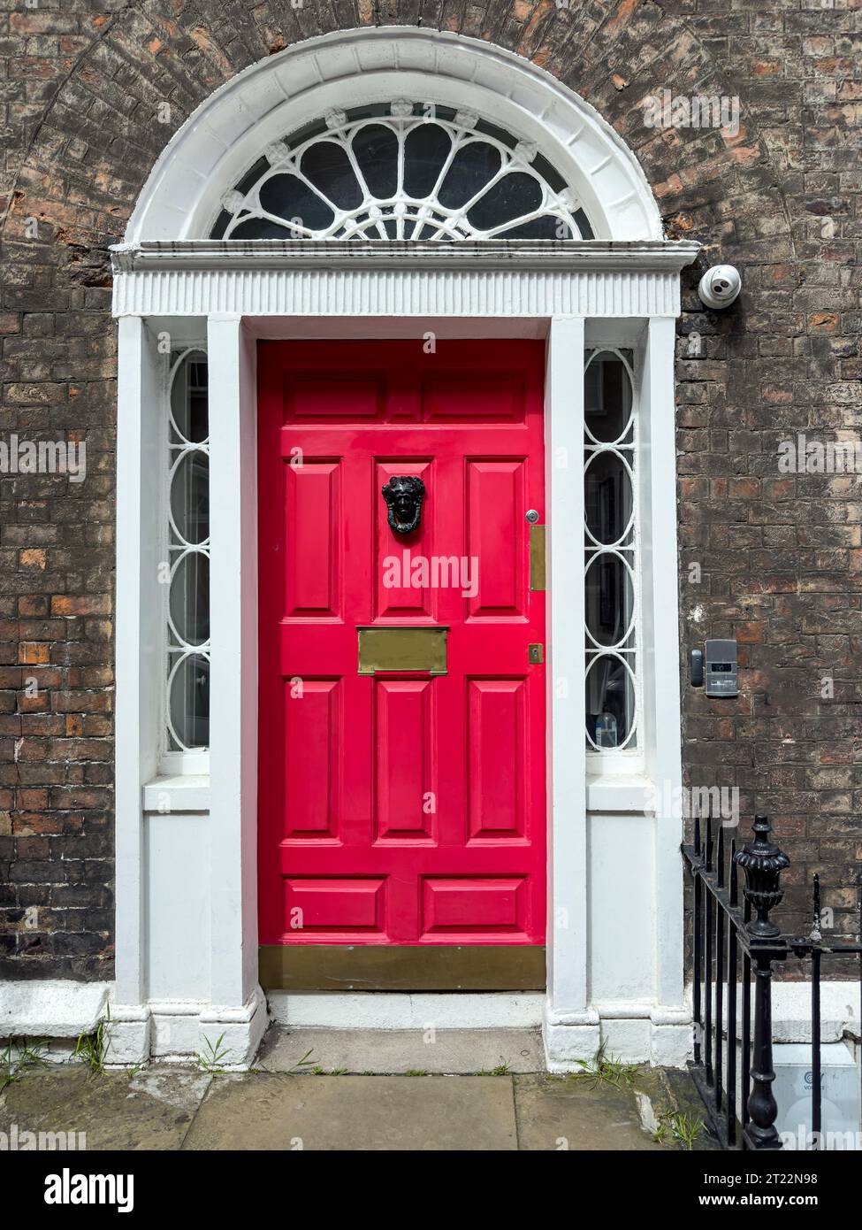A famous red painted Georgian door in Dublin, capital of Ireland Stock ...