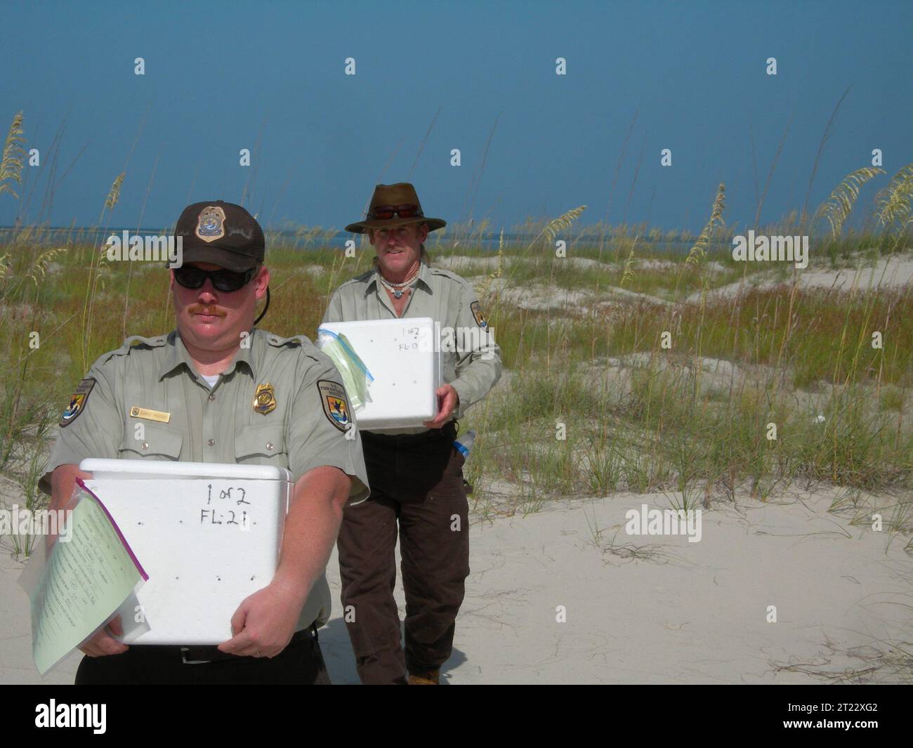 Apalachicola, FL July 19, 2010. Dave Moody (front) and Ron Langdon ...