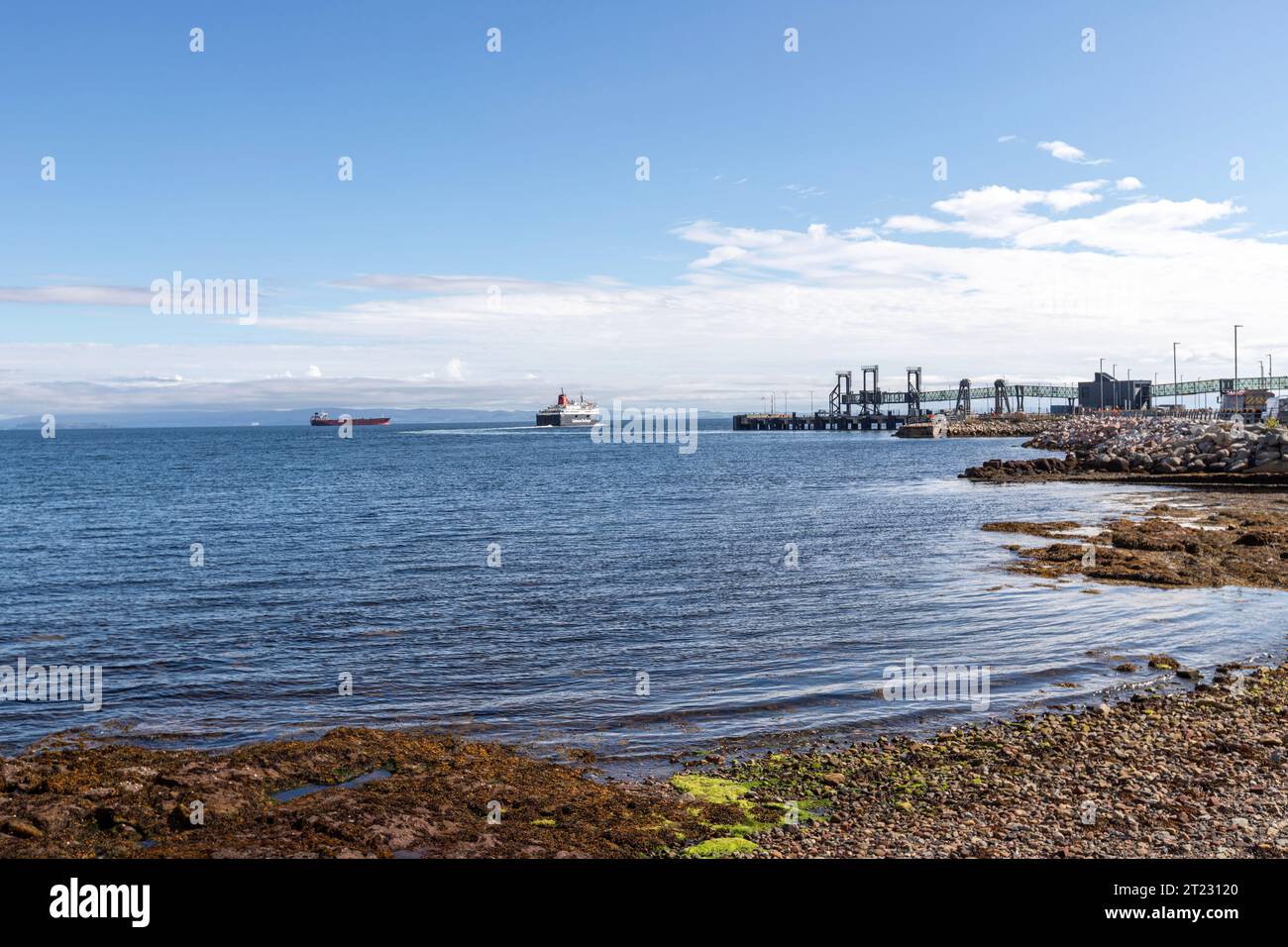 MV Caledonian Isles in pier, Caledonian MacBrayne pier, Isle Of Arran ...