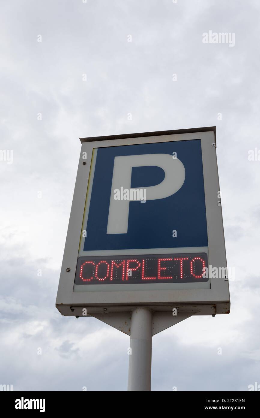 Parking sign for car park with message Completo (full), Italy Stock ...