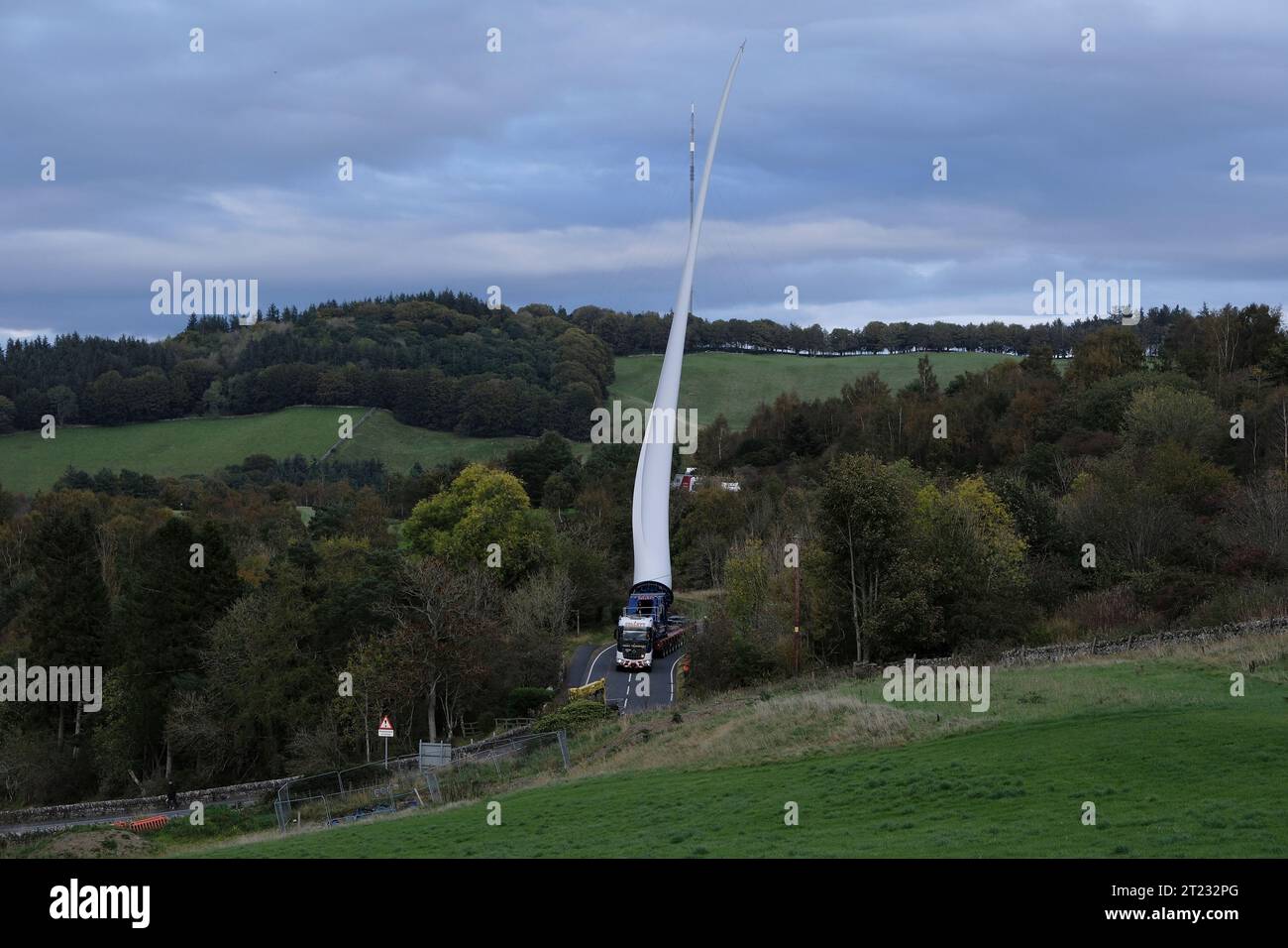 Selkirk, UK. 16th Oct, 2023. A wind turbine blade on route to a new ...