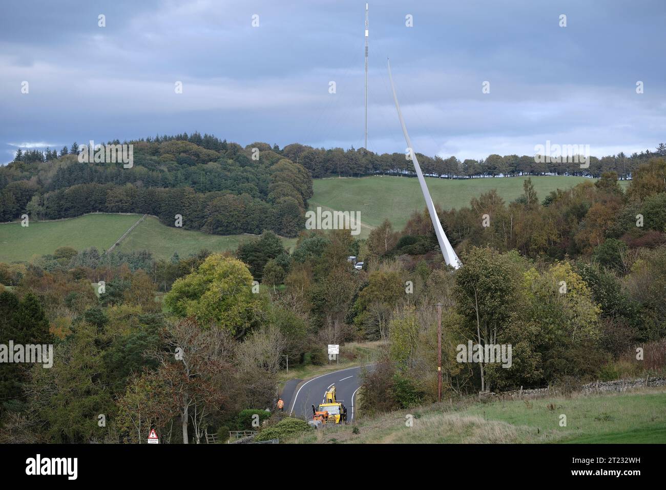 Selkirk, UK. 16th Oct, 2023. A wind turbine blade on route to a new ...