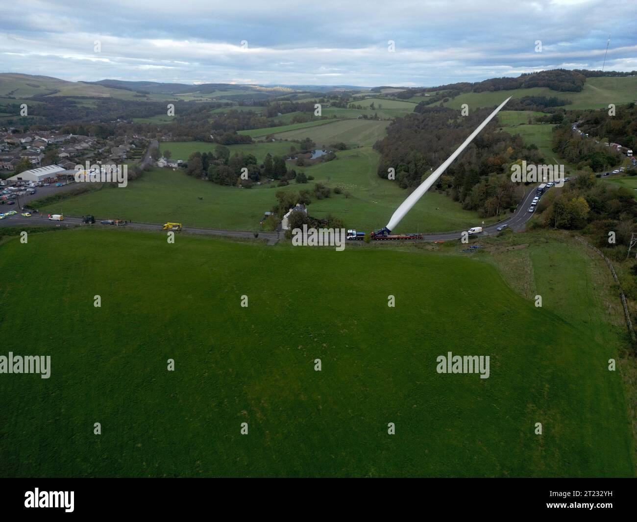 Selkirk, UK. 16th Oct, 2023. A wind turbine blade on route to a new ...