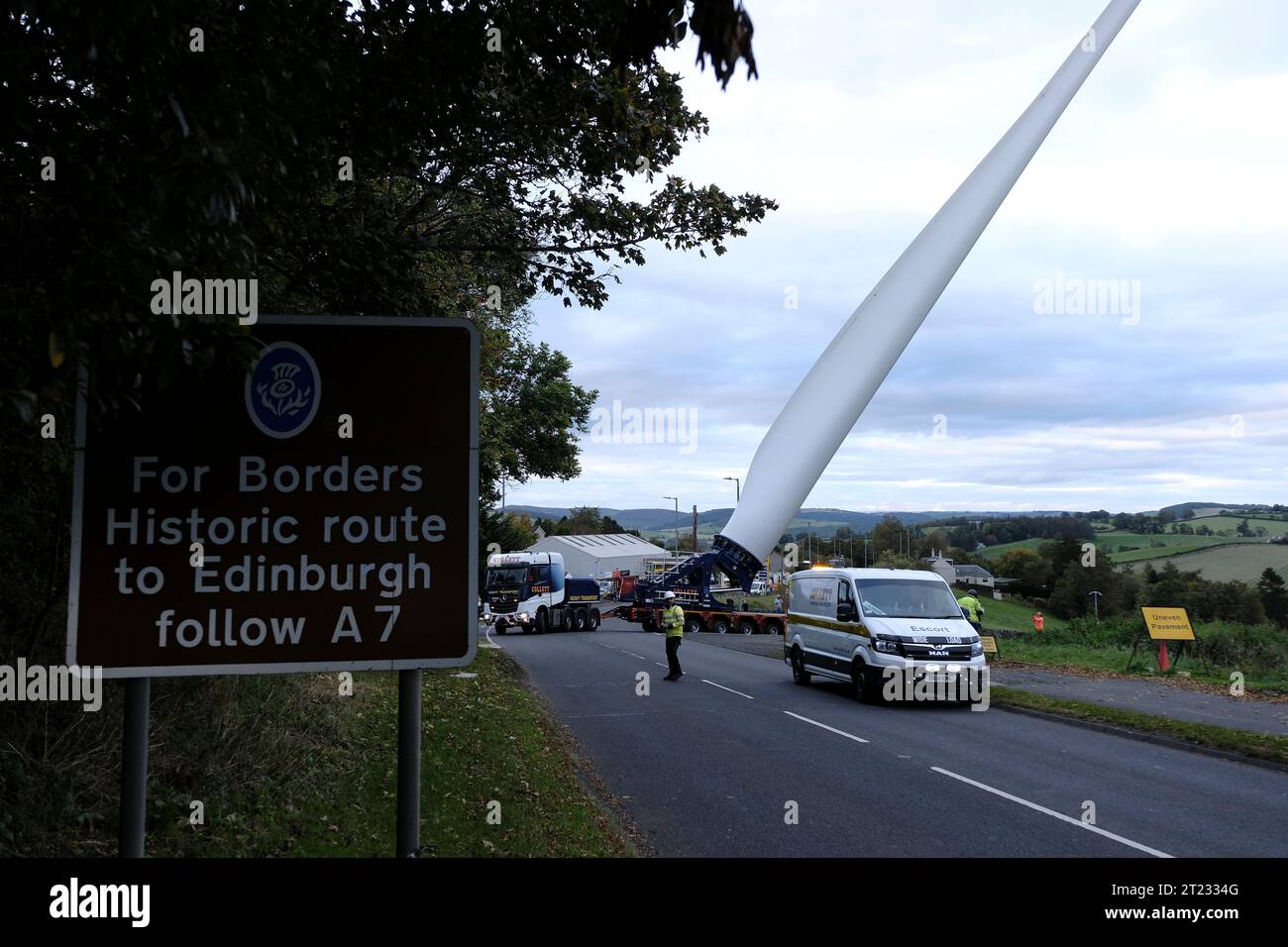 Selkirk, UK. 16th Oct, 2023. A wind turbine blade on route to a new ...