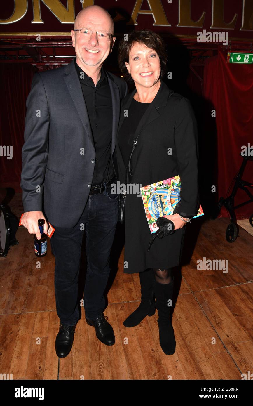 Alexander Putz Janina Hartwig Schauspielerin Muenchen 14.10.2023 ...