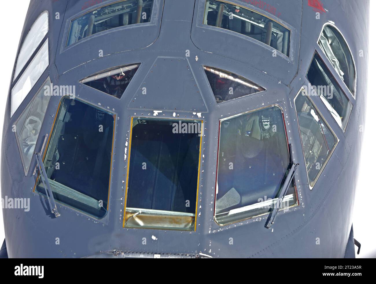Ein Langstreckenbomber der US Air Force USAF vom Typ Boeing B-52 ...