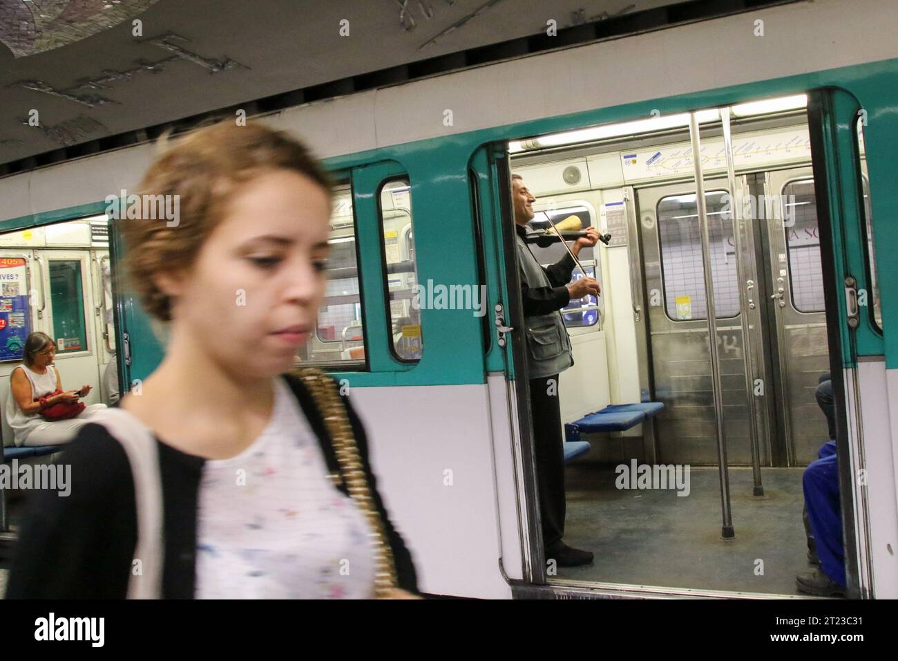 The Metro, Paris, France Stock Photo - Alamy