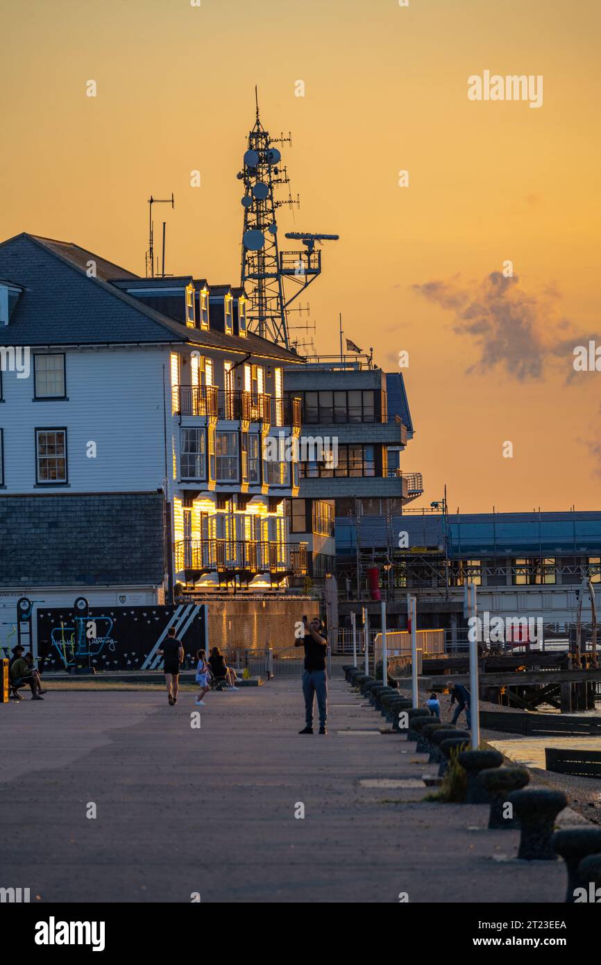 Pla building gravesend hi-res stock photography and images - Alamy