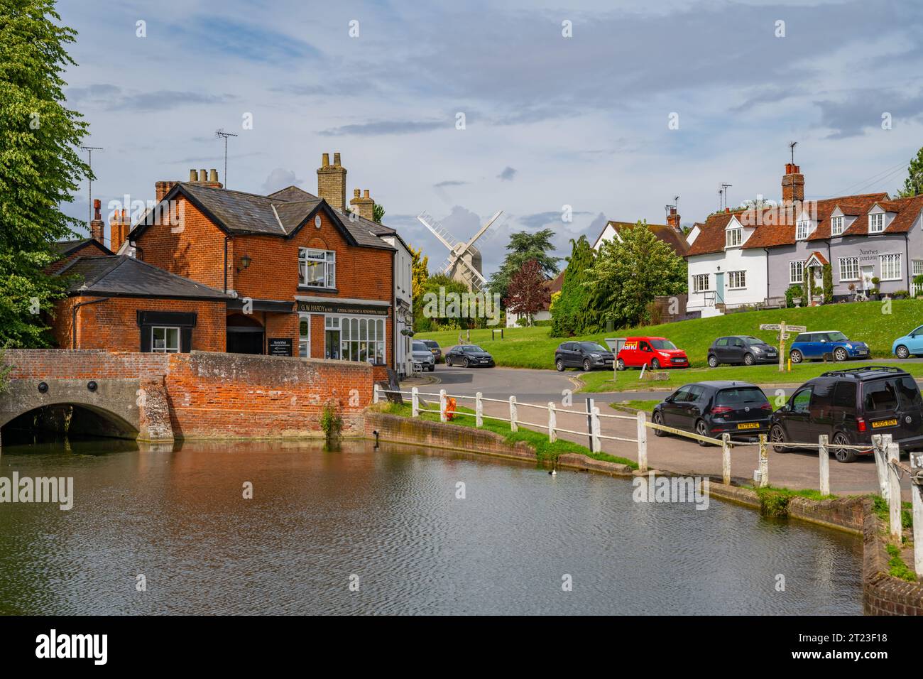 Pond and village green at Finchingfield Essex Stock Photo - Alamy