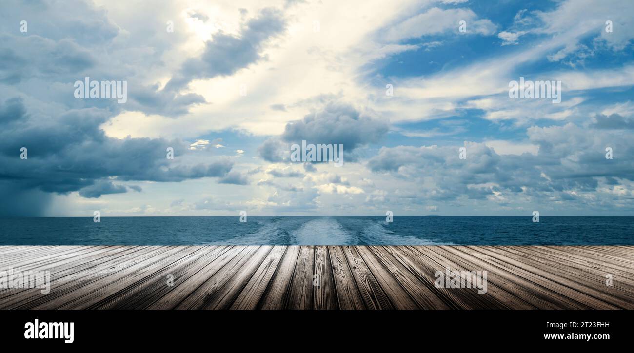 Waves tropical storm hurricane hi-res stock photography and images - Alamy