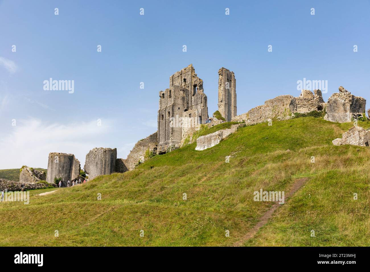 Corfe Castle Isle of Purbeck Dorset, castle ruins and walls against ...