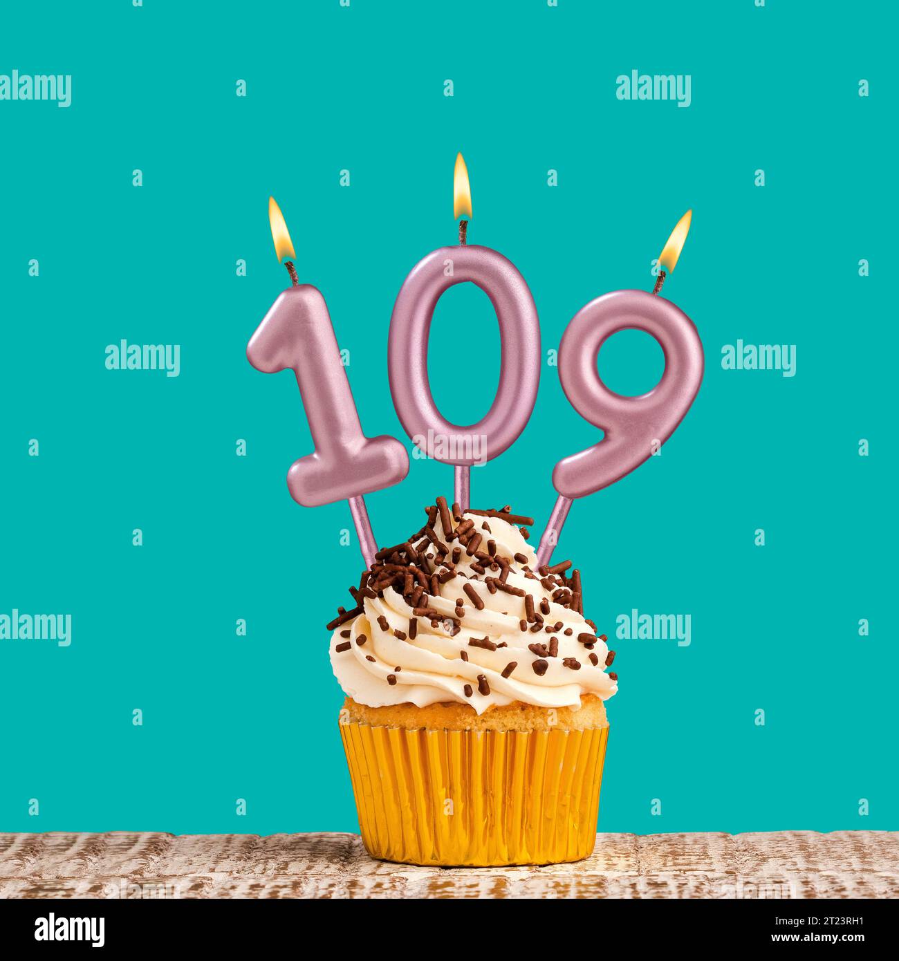 Card number 109 hi-res stock photography and images - Alamy