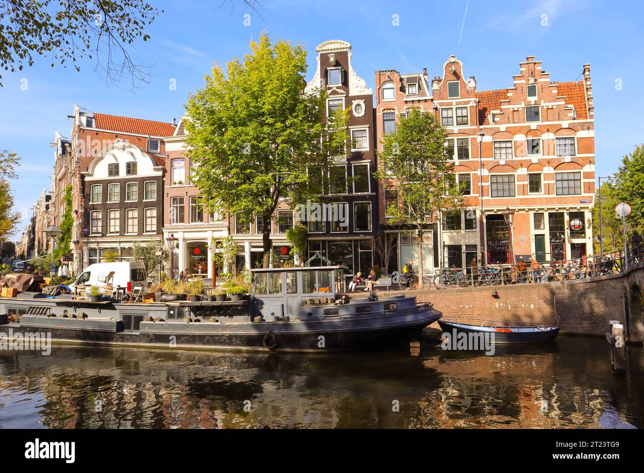 Amsterdam buildings. Image captured old buildings in Amsterdam ...